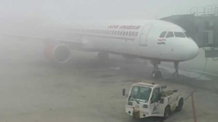 Delhi Airport Sees 128 Flight Cancellations Due To Fog - Deshabhimani