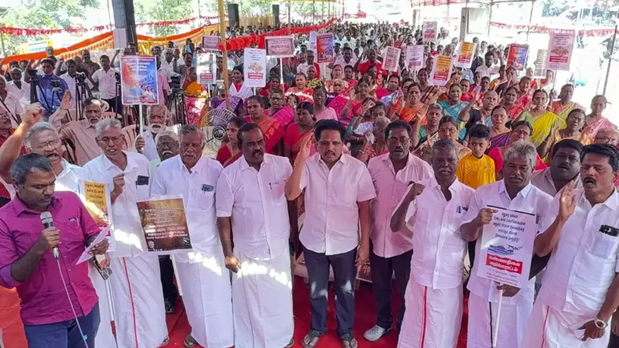CPI(M) Organises Hunger Strike in Madurai Against BJP–Sangh Parivar ...