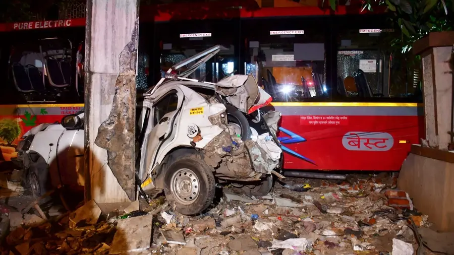 Mumbai Accident: 4 Killed as BEST Bus Hits Pedestrians - Deshabhimani