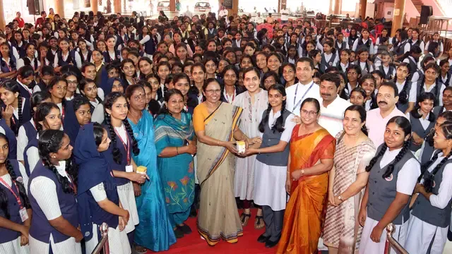 Thiruvananthapuram Corporation Distributes 25,000 Menstrual Cups to ...