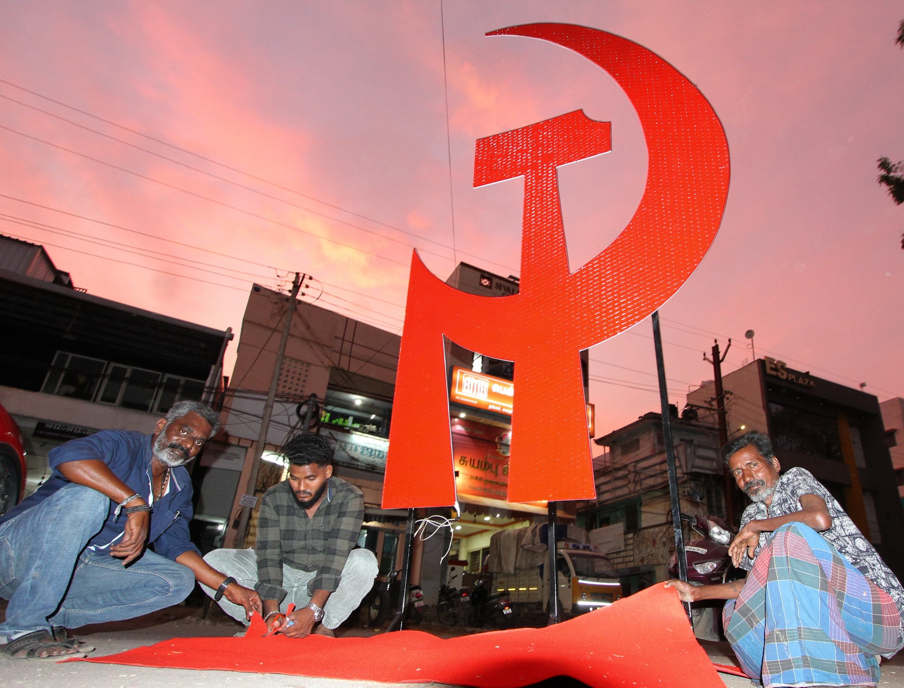 Madurai Turns Red for 24th All India Congress of CPI(M) - Deshabhimani