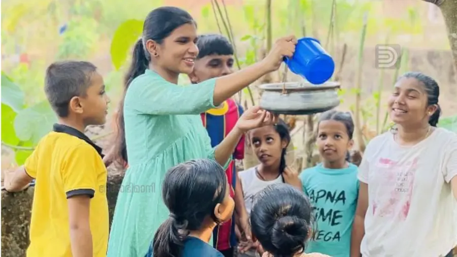 ‘സഹജീവികളോടുള്ള സ്നേഹം സഹാനുഭൂതിയുള്ള ബാല്യം’; തെളിനീർ പാത്രങ്ങ ...