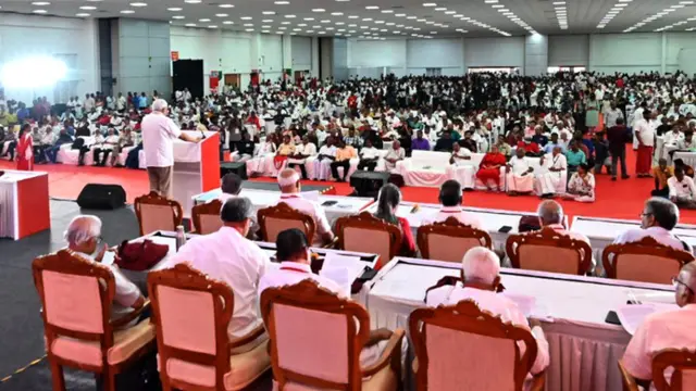 24–ാം പാർടി കോൺഗ്രസ്‌; സമ്മേളനം നിയന്ത്രിക്കുന്നത്‌ ഏഴംഗ പ്രസീഡിയം ...