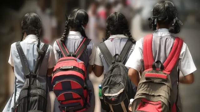 മഴ ശക്തമാകുന്നു: വിവിധ ജില്ലകളിലെ വിദ്യാഭ്യാസ സ്ഥാപനങ്ങൾക്ക് നാളെ അവധി ...